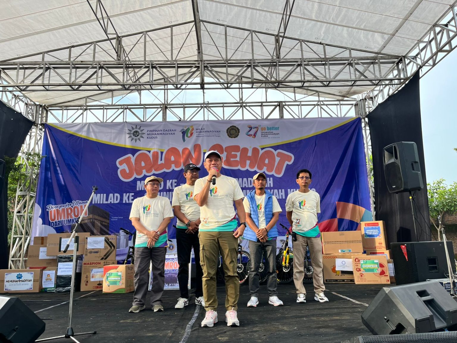 Milad Muhammadiyah dan Milad UMKU meriah ada hadiah Umroh - Muhammadiyah Kudus